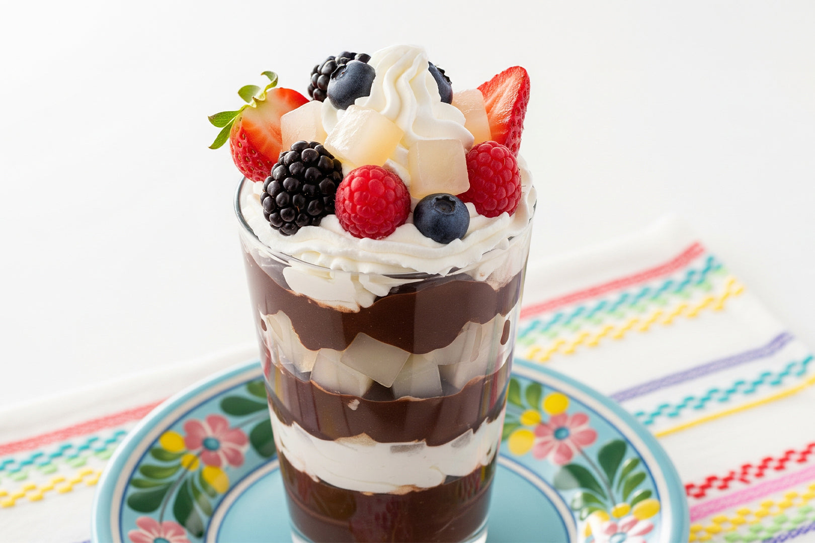 Easy Mexican Hot Chocolate: A Tropical Parfait Recipe – JubesUSA